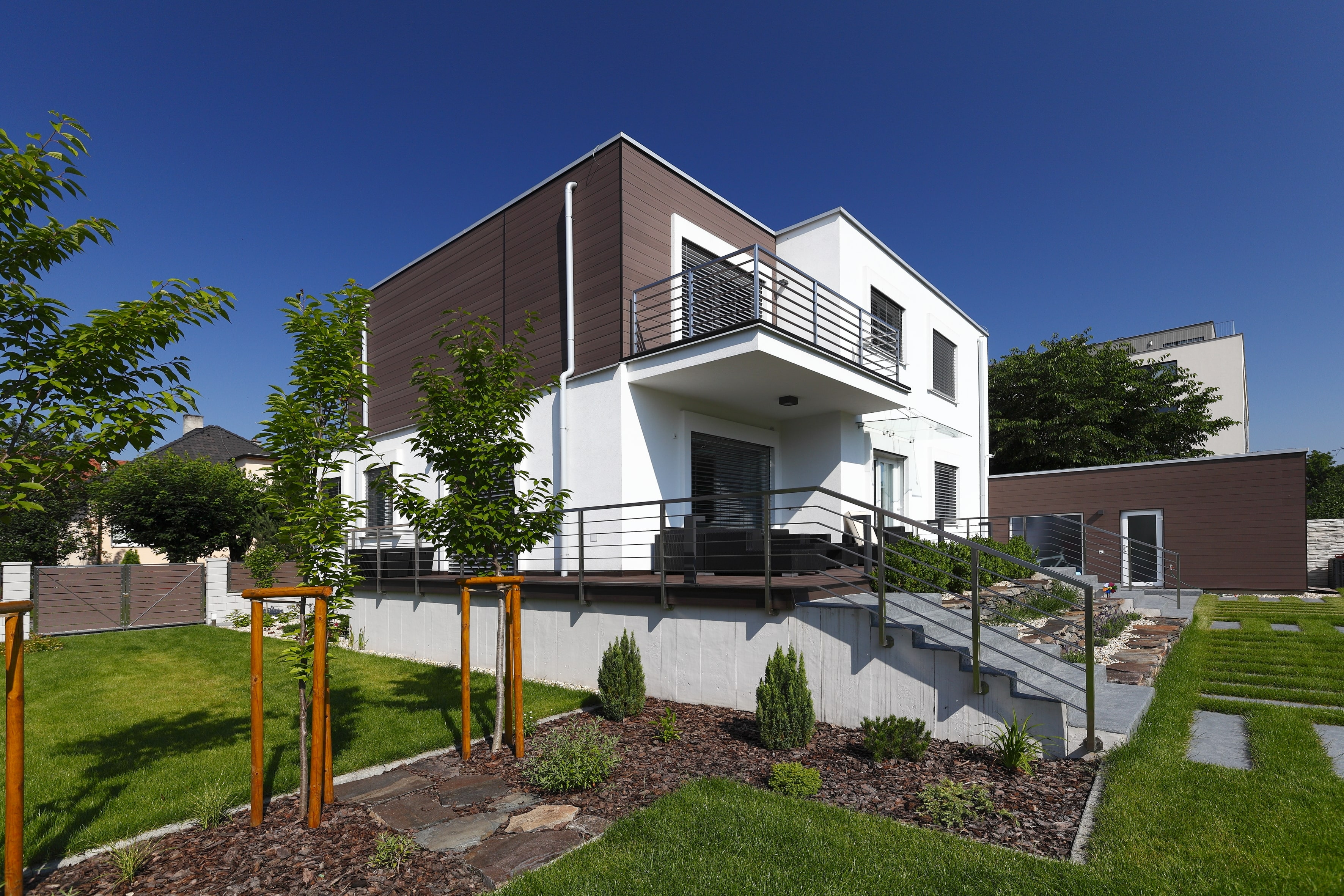 Everything you need to know about WPC façade cladding – Deceuninck ...